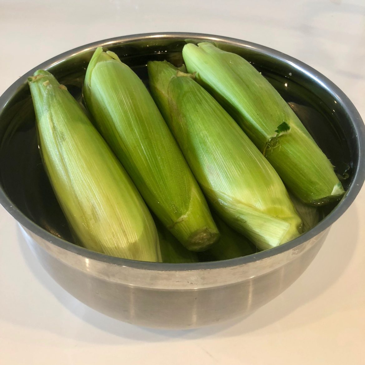 Easy No-Mess Grilled Corn (Cook It in the Husk!) • GrownUp Dish